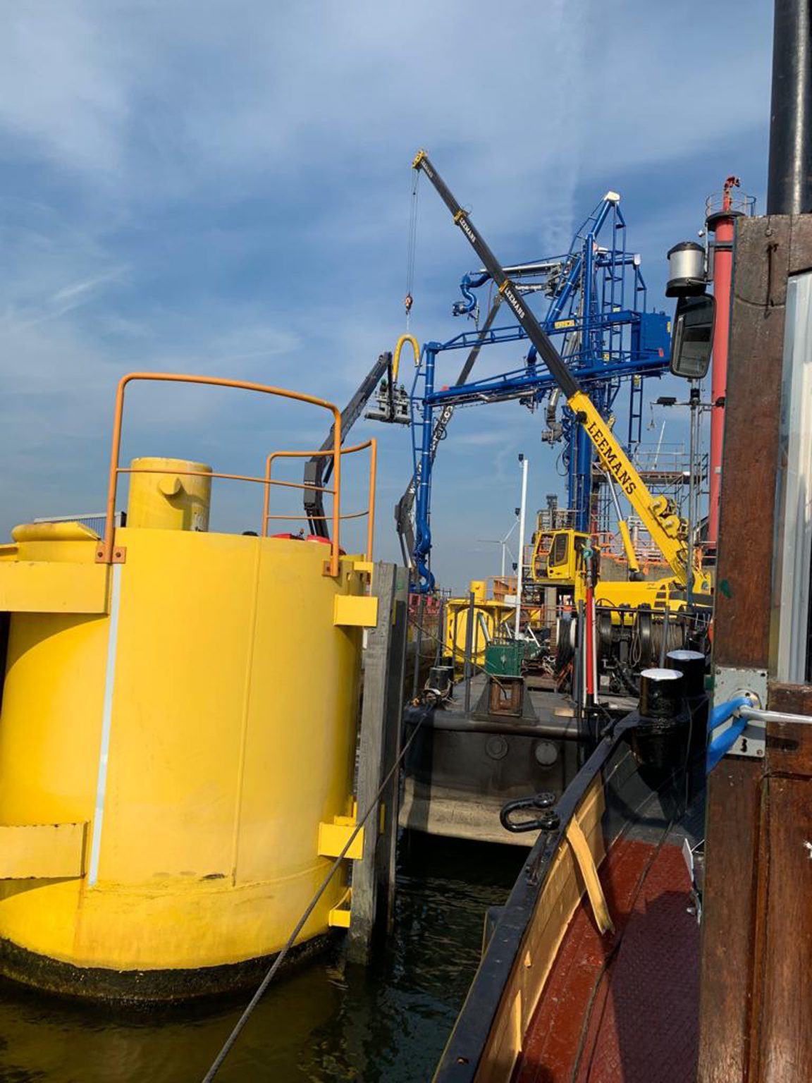 Onderhoud aan Laadarmen Haven Antwerpen - Daen service